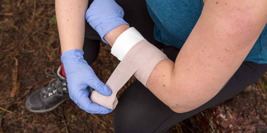 How To... Treat Cuts, Scrapes and Gouges in the Backcountry - Tuatara Tours